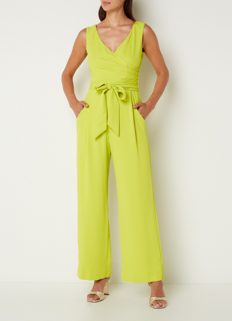 Phase Eight Fiona straight fit jumpsuit met strikceintuur • Felgroen • deBijenkorf.be