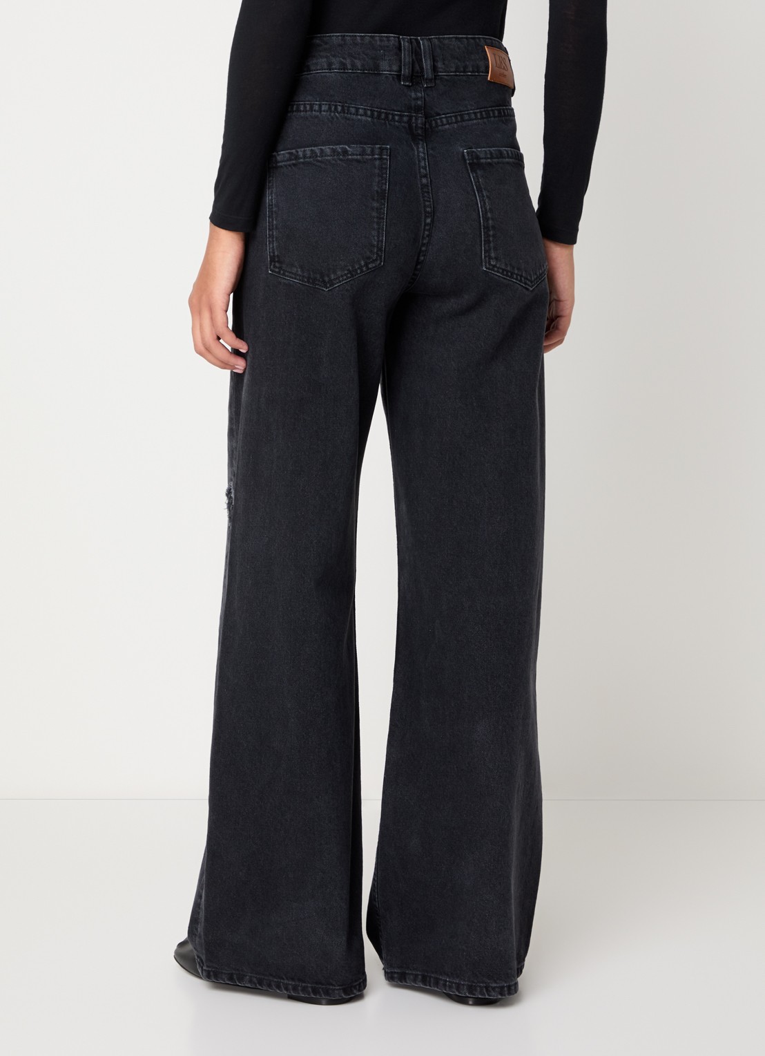 LES Atelier Laura high waist wide leg jeans met steekzakken • Zwart ...